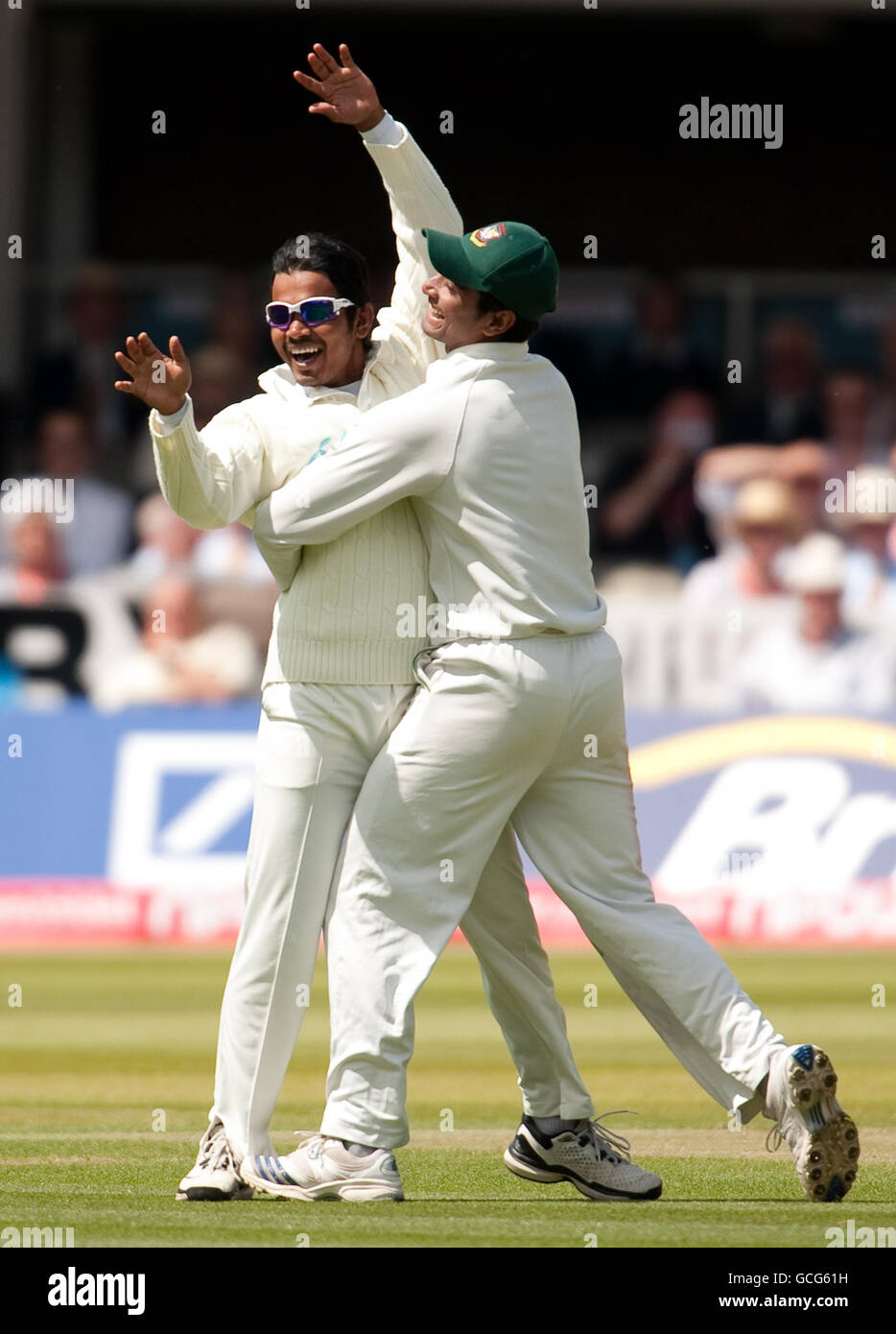 Bangladesh's Shamsur Rahman celebrates with captain Shakib Al Hasan ...