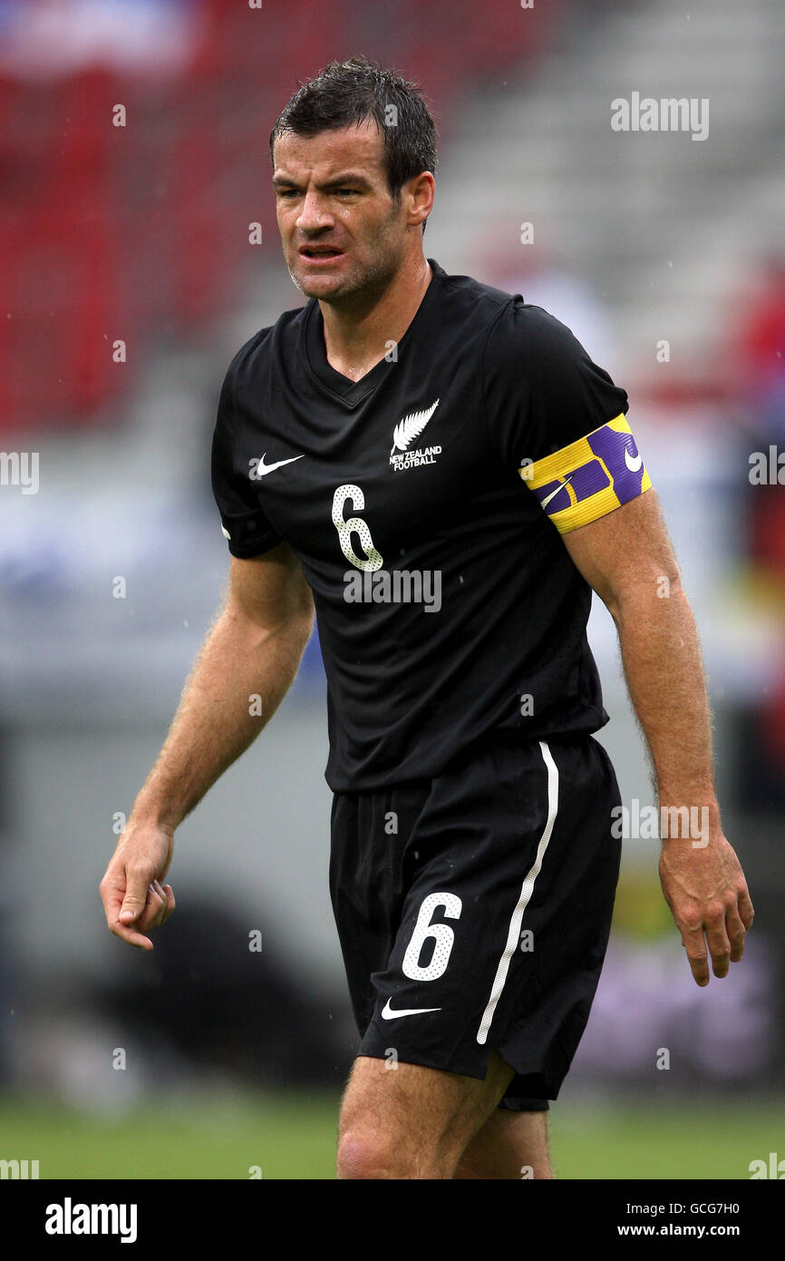 Ryan nelsen new zealand hi-res stock photography and images - Alamy