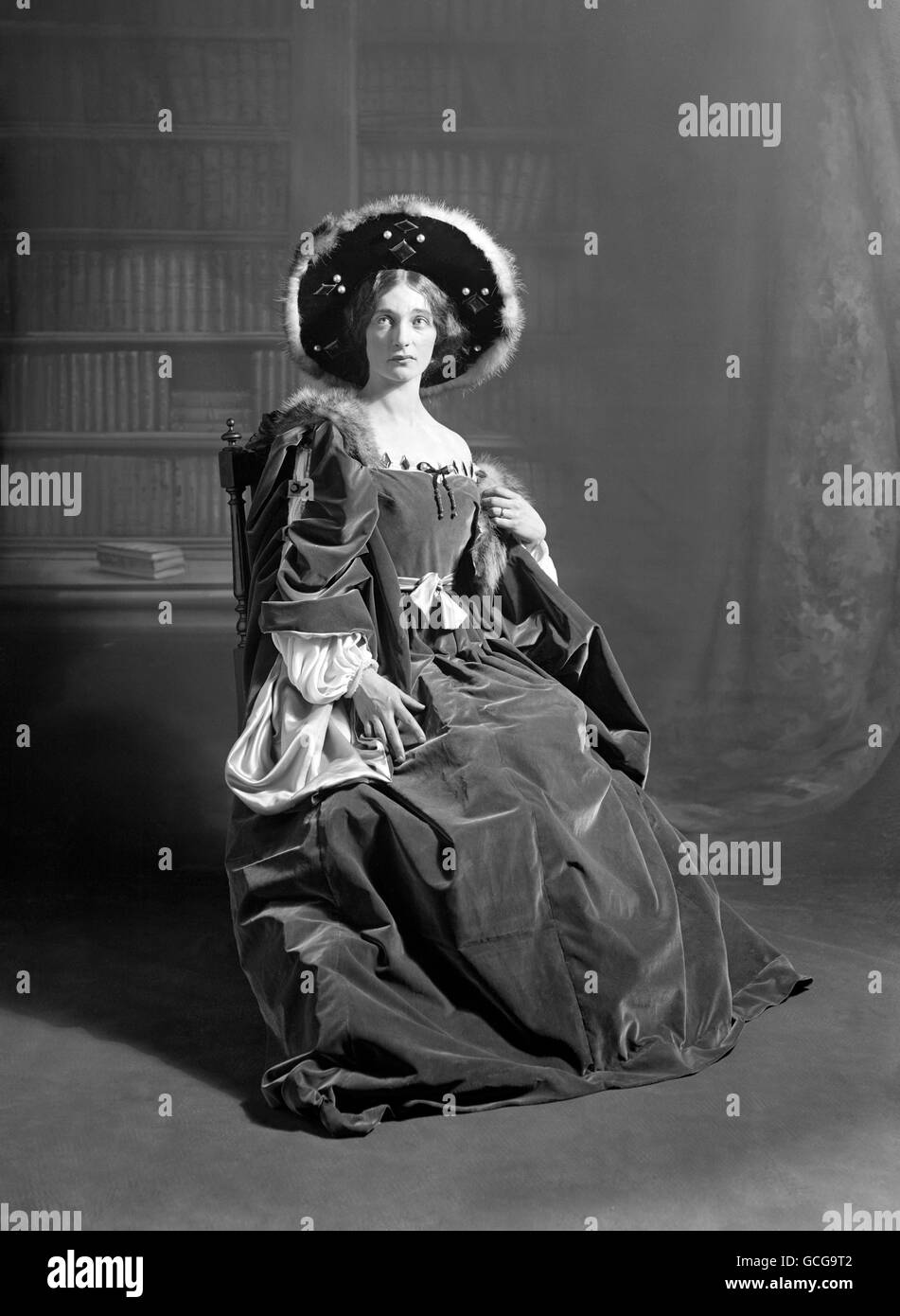 Lady Gwendoline Churchill, the sister-in-law of Winston Churchill, at ...