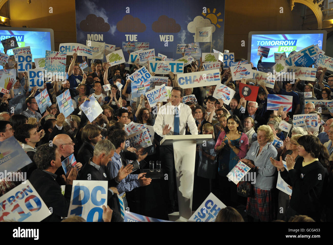 Politics news posters election campaign speaking hi-res stock ...