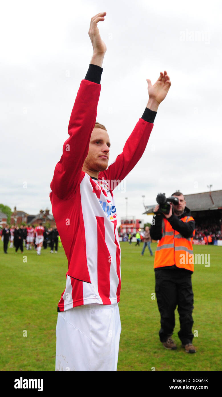 Exeter City's Ryan Harley celebrates at the end of the game Stock Photo ...