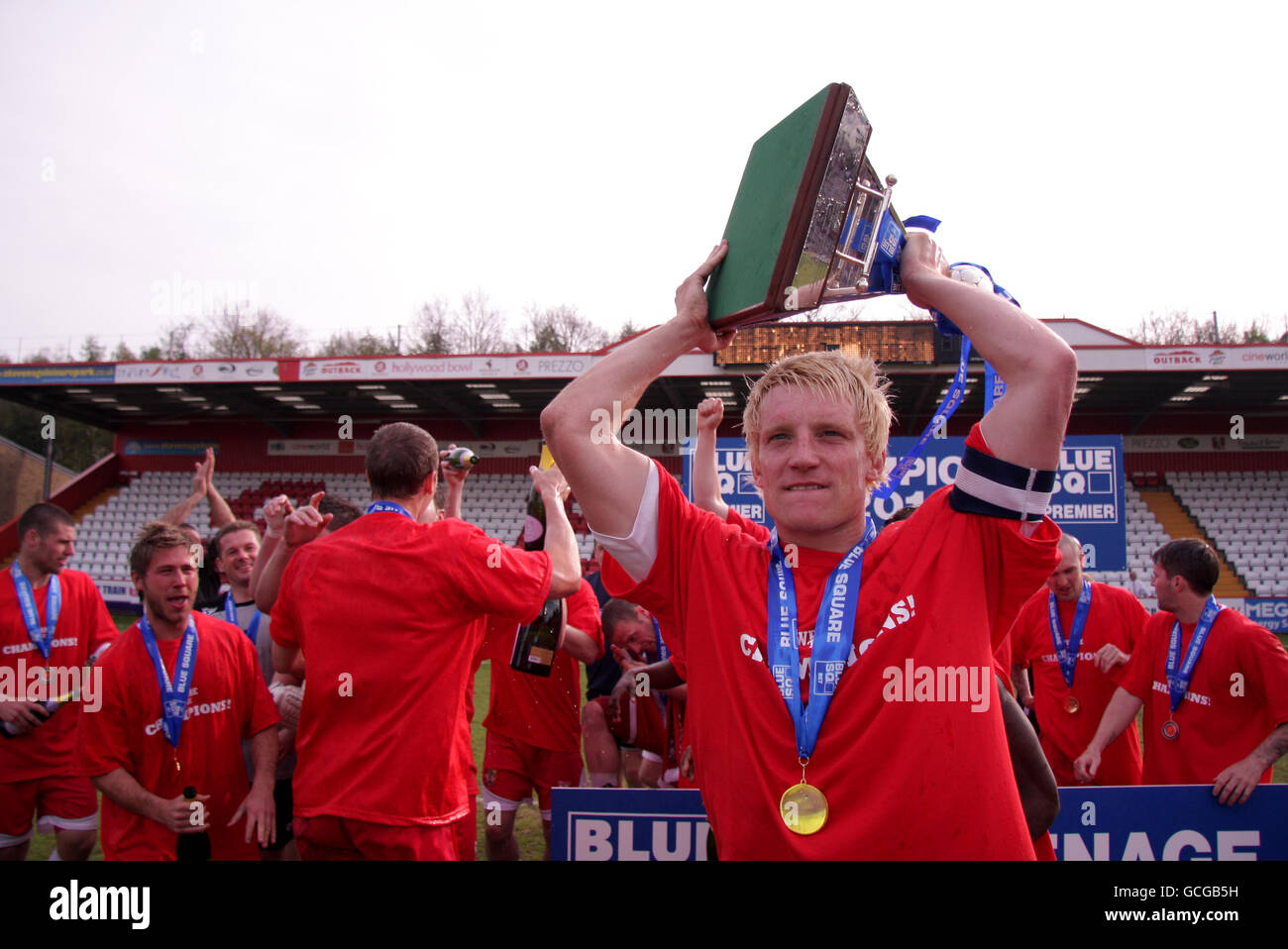 Stevenage Borough's Mark Roberts celebrates with the Blue Square North ...