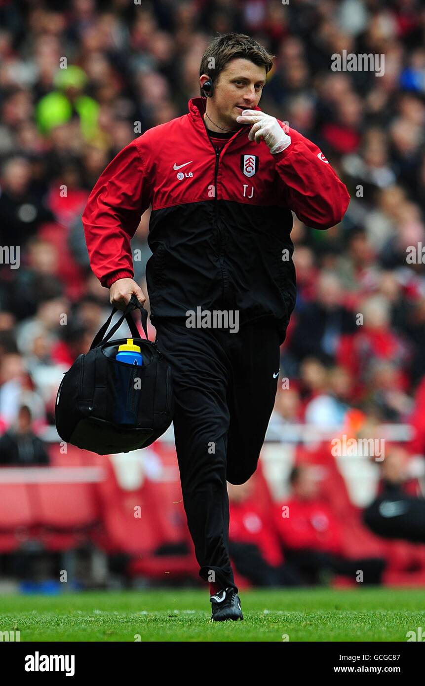 Fulham physiotherapist hi-res stock photography and images - Alamy