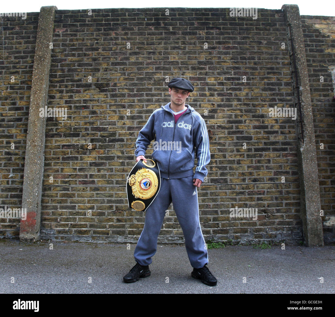 Boxing kevin mitchell michael katsidis hi-res stock photography and ...