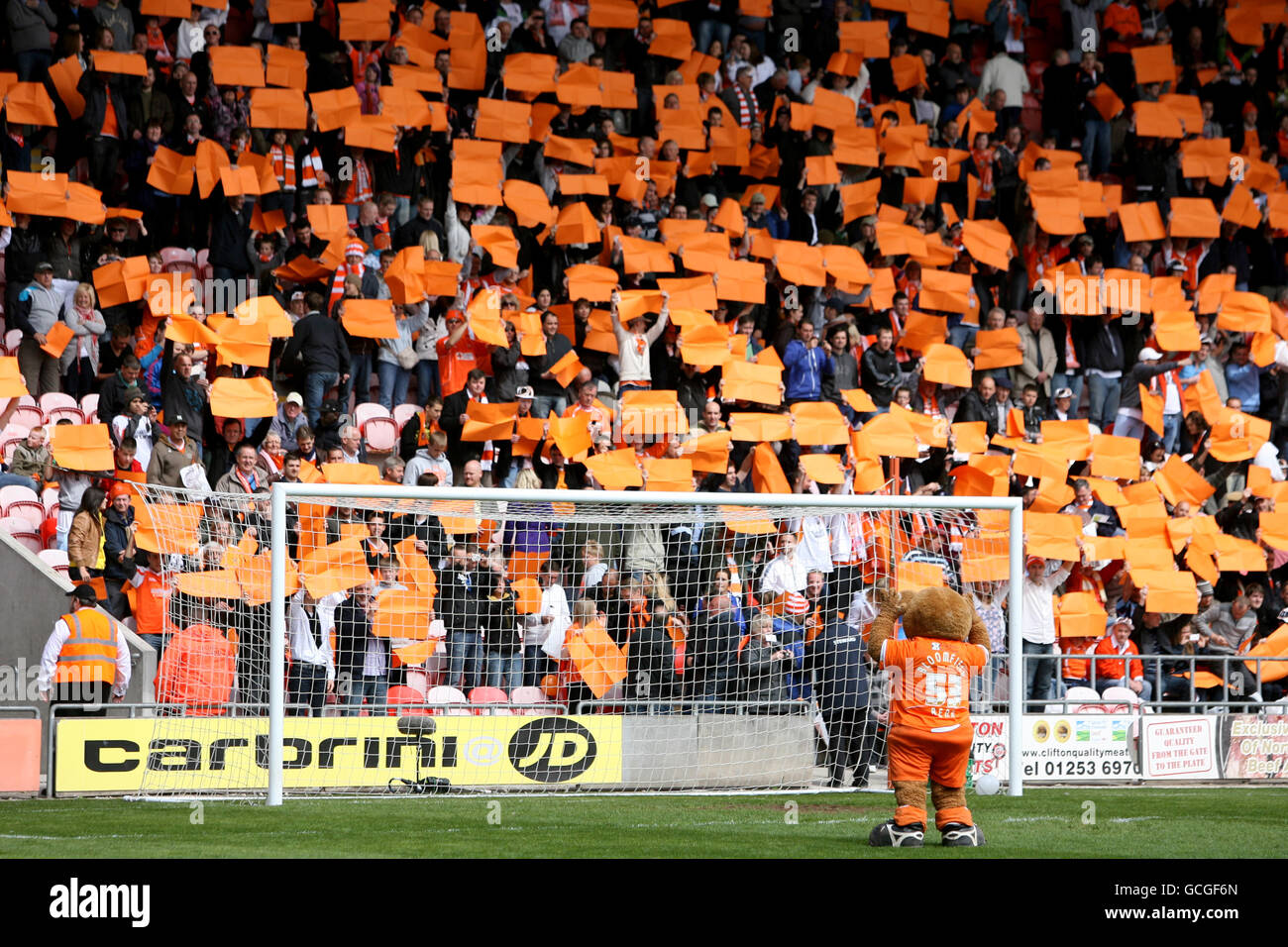 Soccer - Coca-Cola Football League Championship - Blackpool v Bristol ...