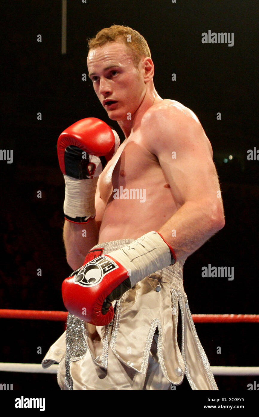Commonwealth super middleweight championship hi-res stock photography ...