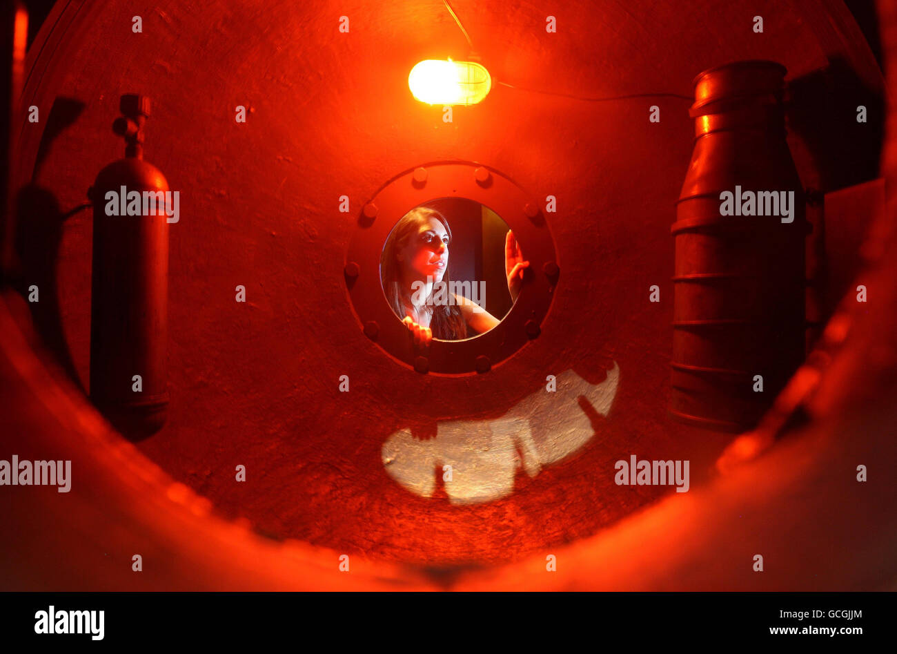Barton beebe bathysphere hi-res stock photography and images - Alamy