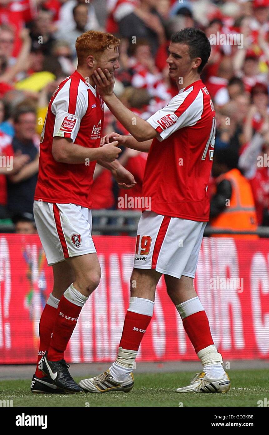 Soccer - Coca-Cola Football League Two - Play Off - Final - Dagenham ...