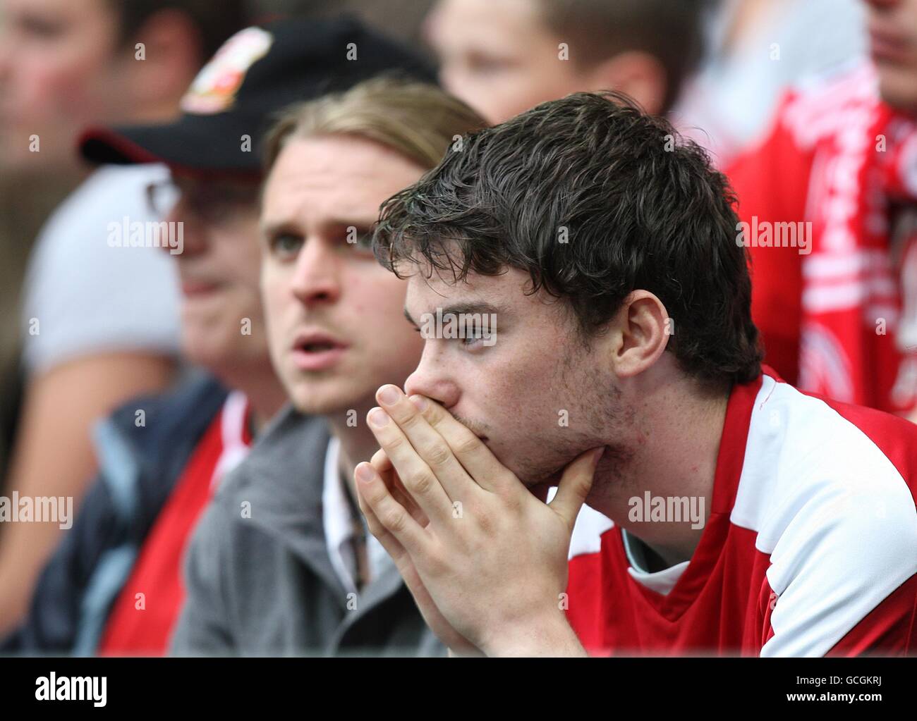 Football fans headshot head shot portrait hi-res stock photography and ...