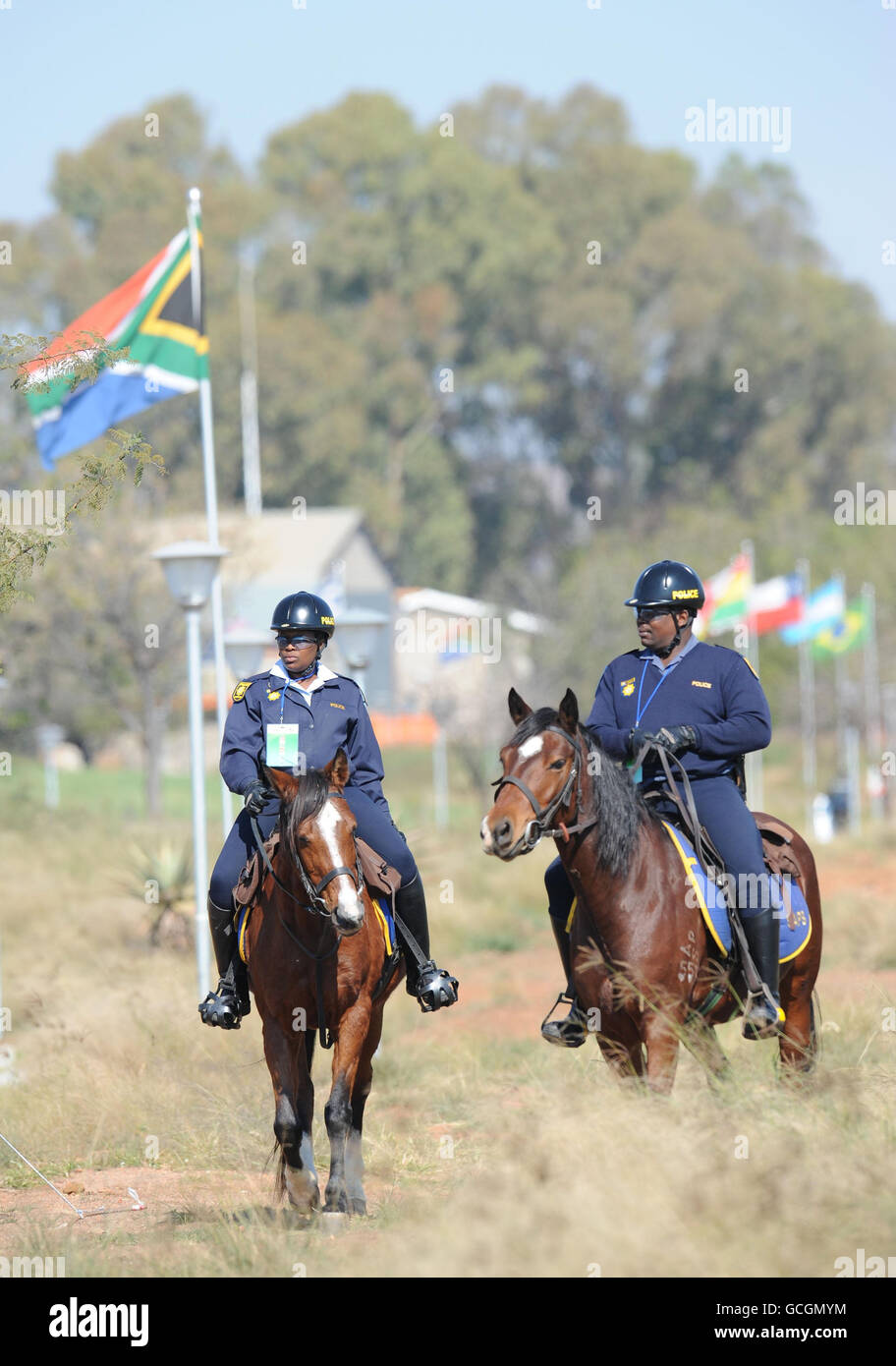 South africa police training hi-res stock photography and images - Alamy