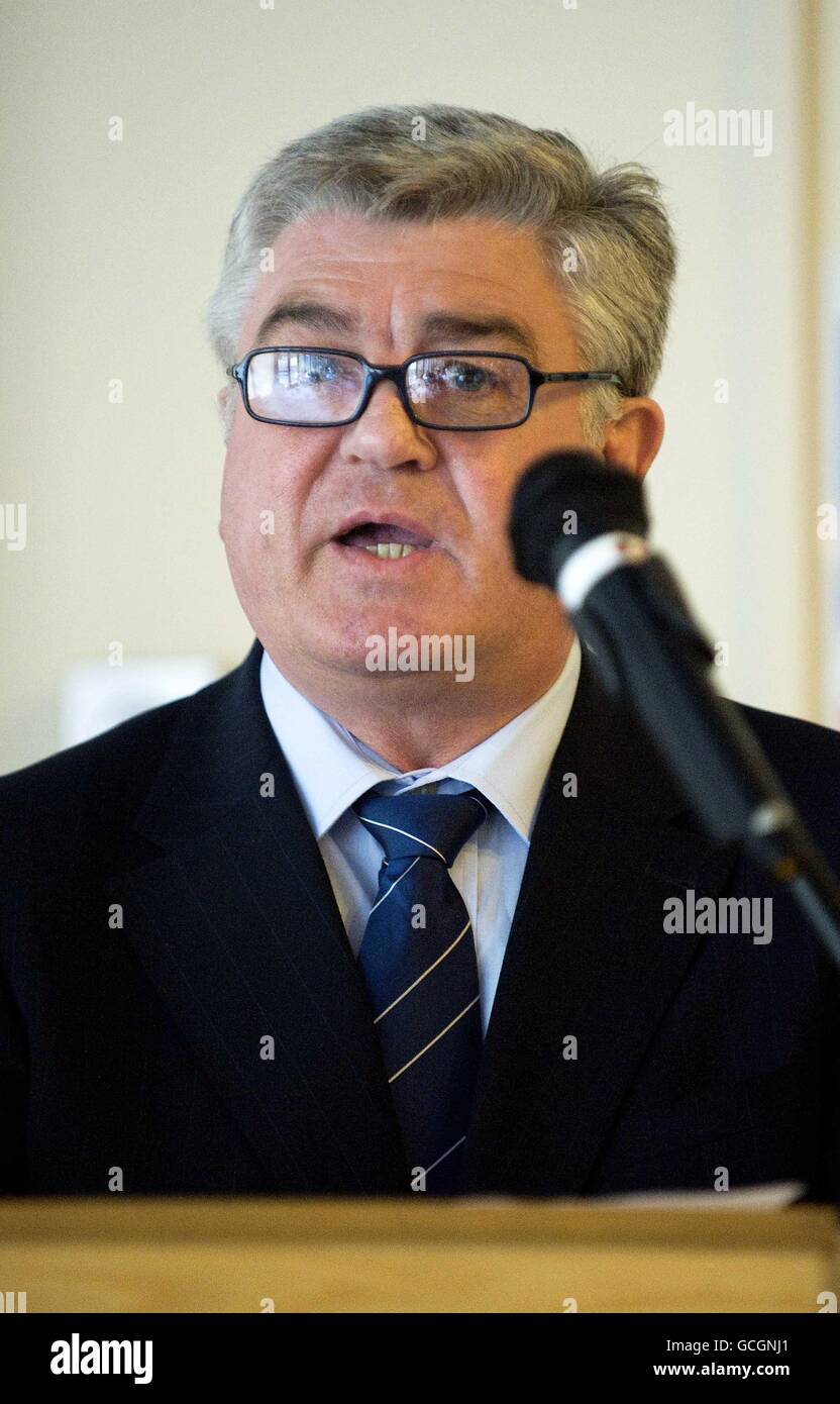 SRU President Jim Stevenson speaks during the club awards dinner at ...