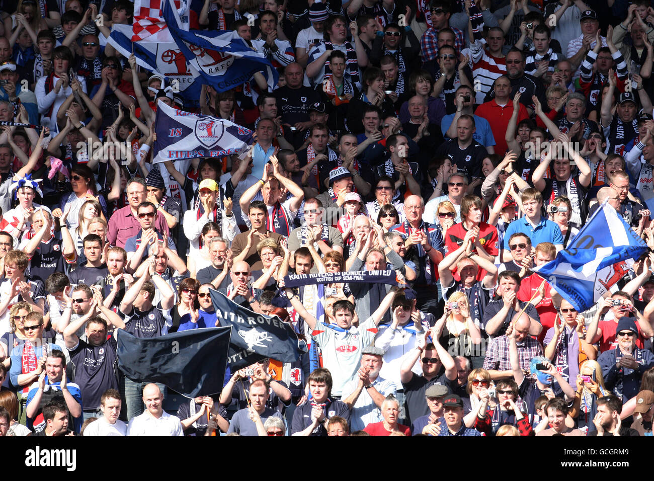 Raith rovers fans in hi-res stock photography and images - Alamy
