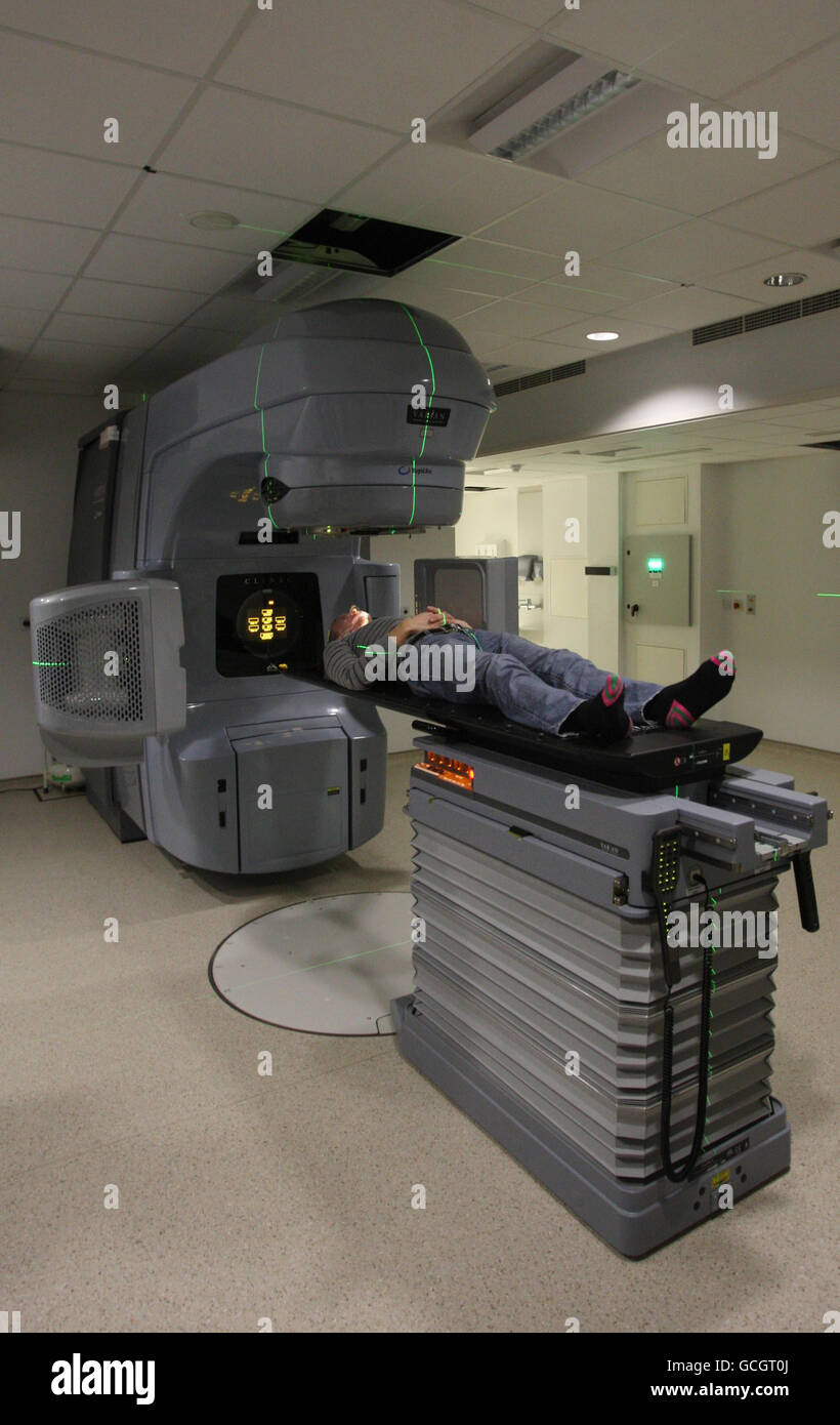 Barts cancer centre hi-res stock photography and images - Alamy