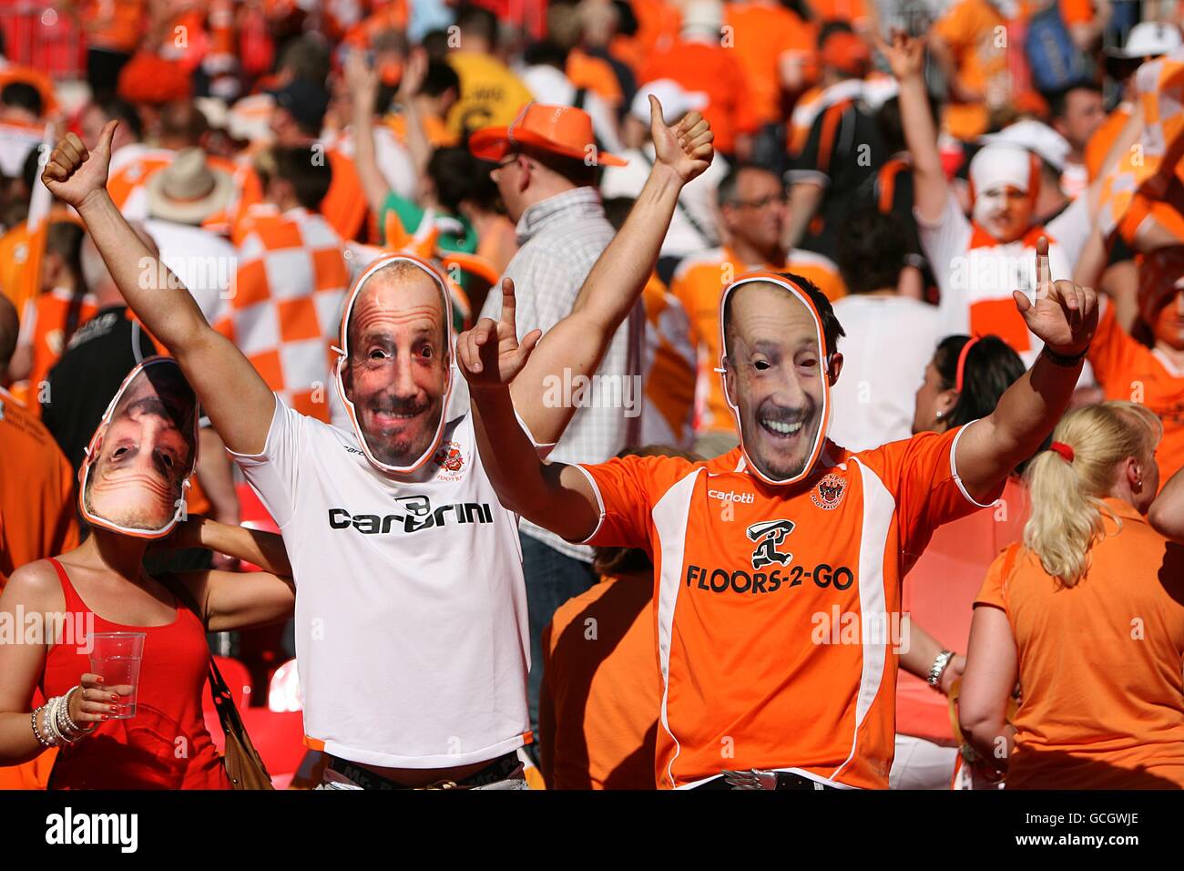 Blackpool fans wear ian holloway masks hi-res stock photography and ...