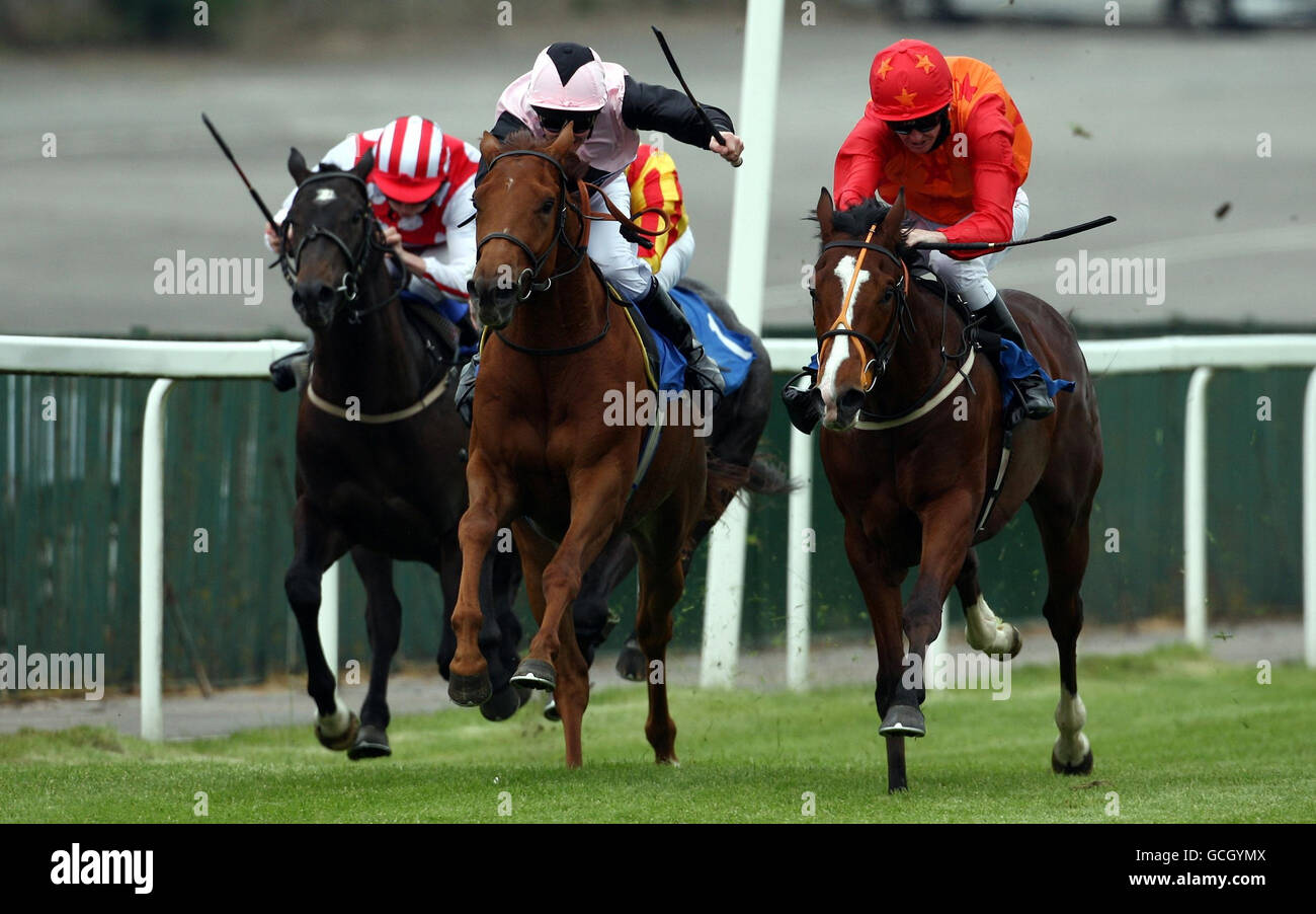 Horse Racing - Chepstow Racecourse Stock Photo - Alamy