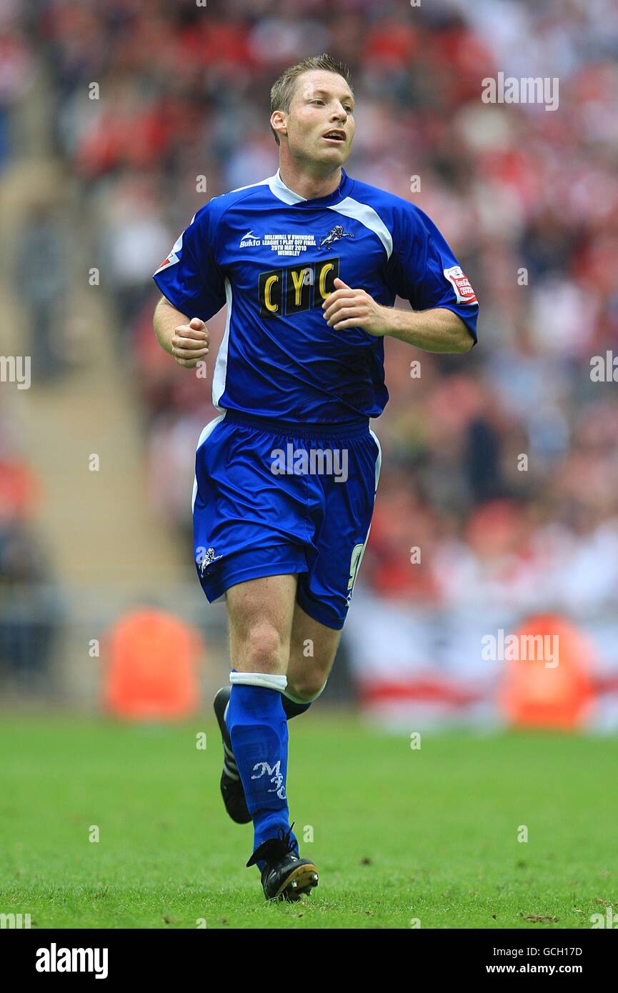 Neil harris football hi-res stock photography and images - Alamy