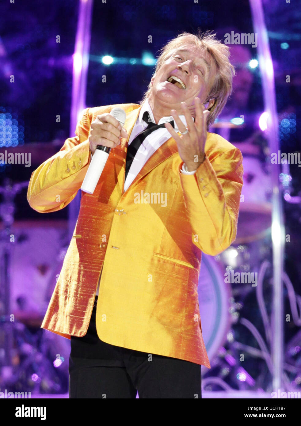 Rod Stewart In Concert - London. Rod Stewart performing at the O2 Arena ...