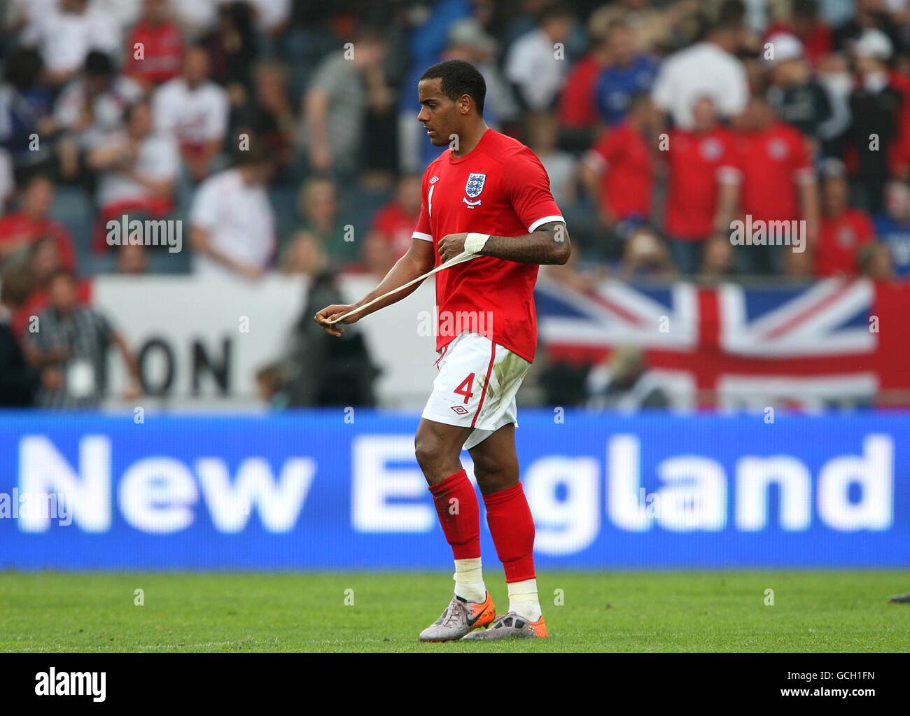 Englands tom huddlestone hi-res stock photography and images - Alamy