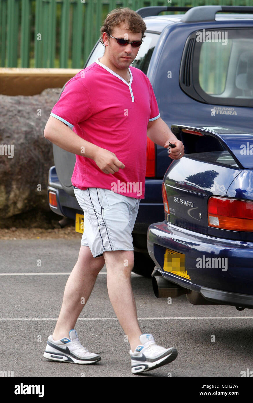 Son derrick bird hi-res stock photography and images - Alamy