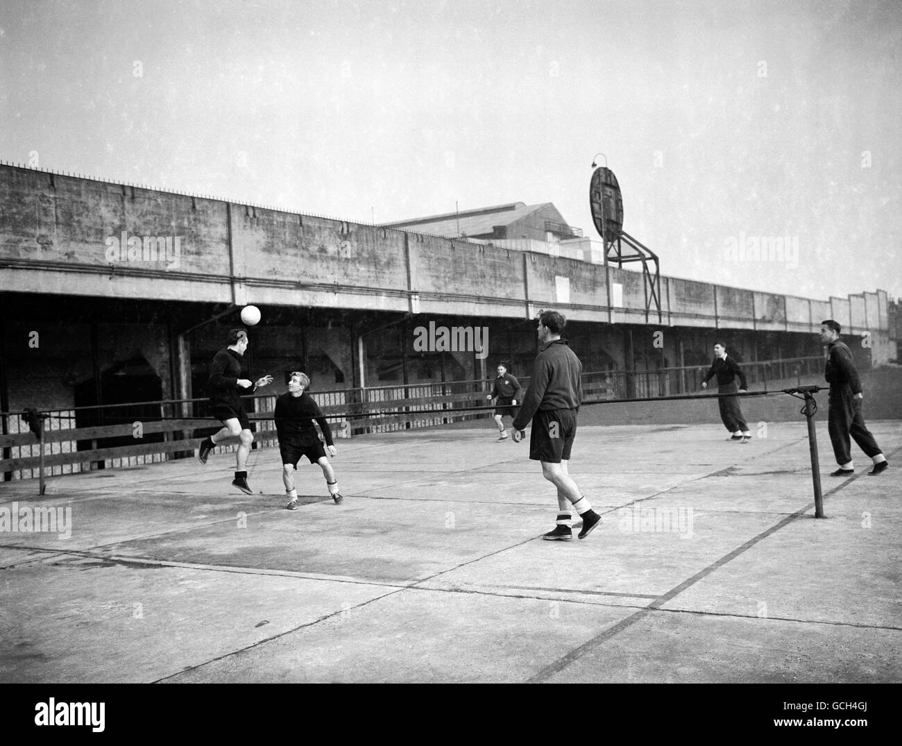 Soccer - League Division One - Arsenal FC Training. Arsenal players ...