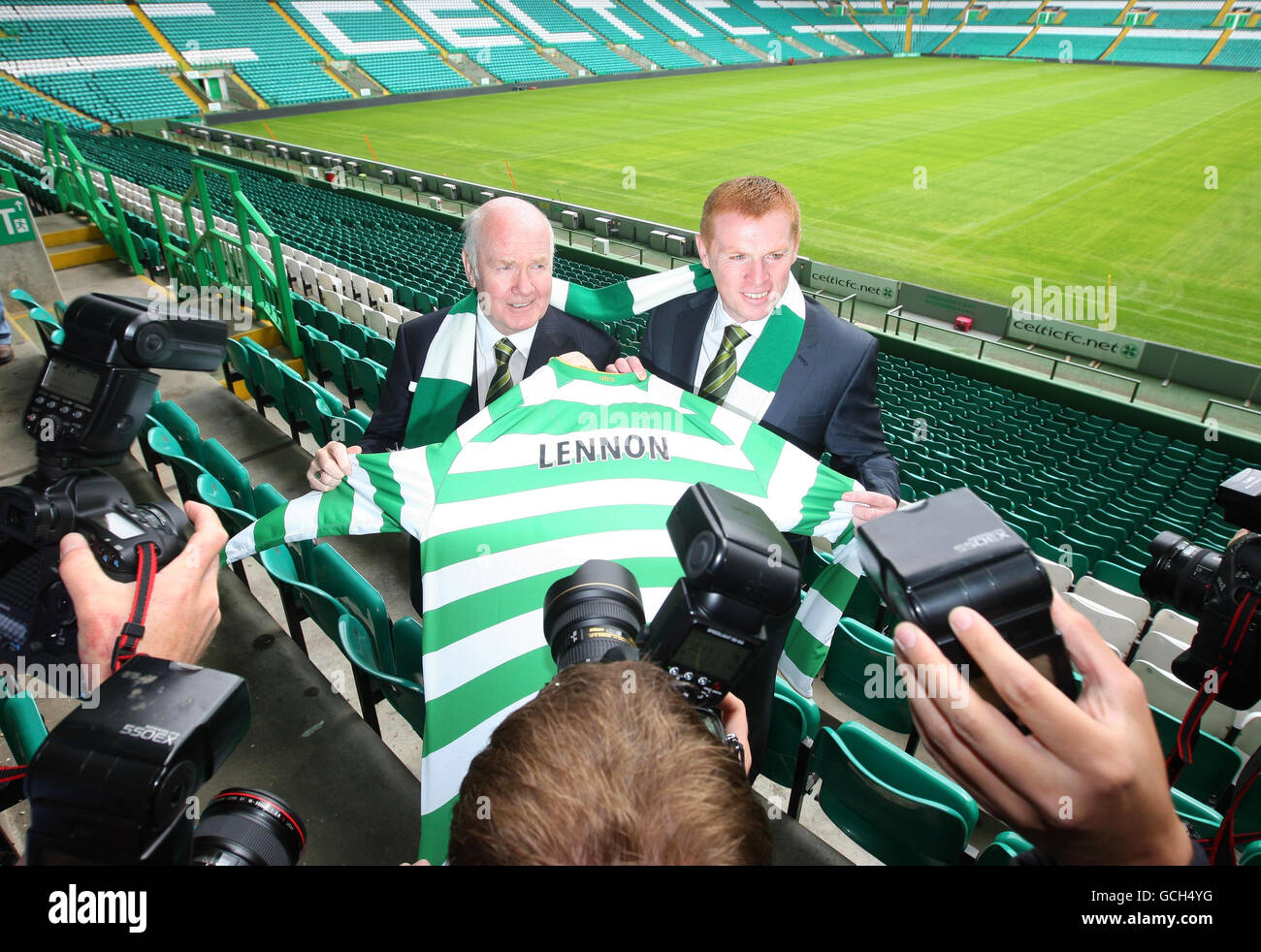 Soccer - Celtic Unveil New Manager - Celtic Park Stock Photo - Alamy