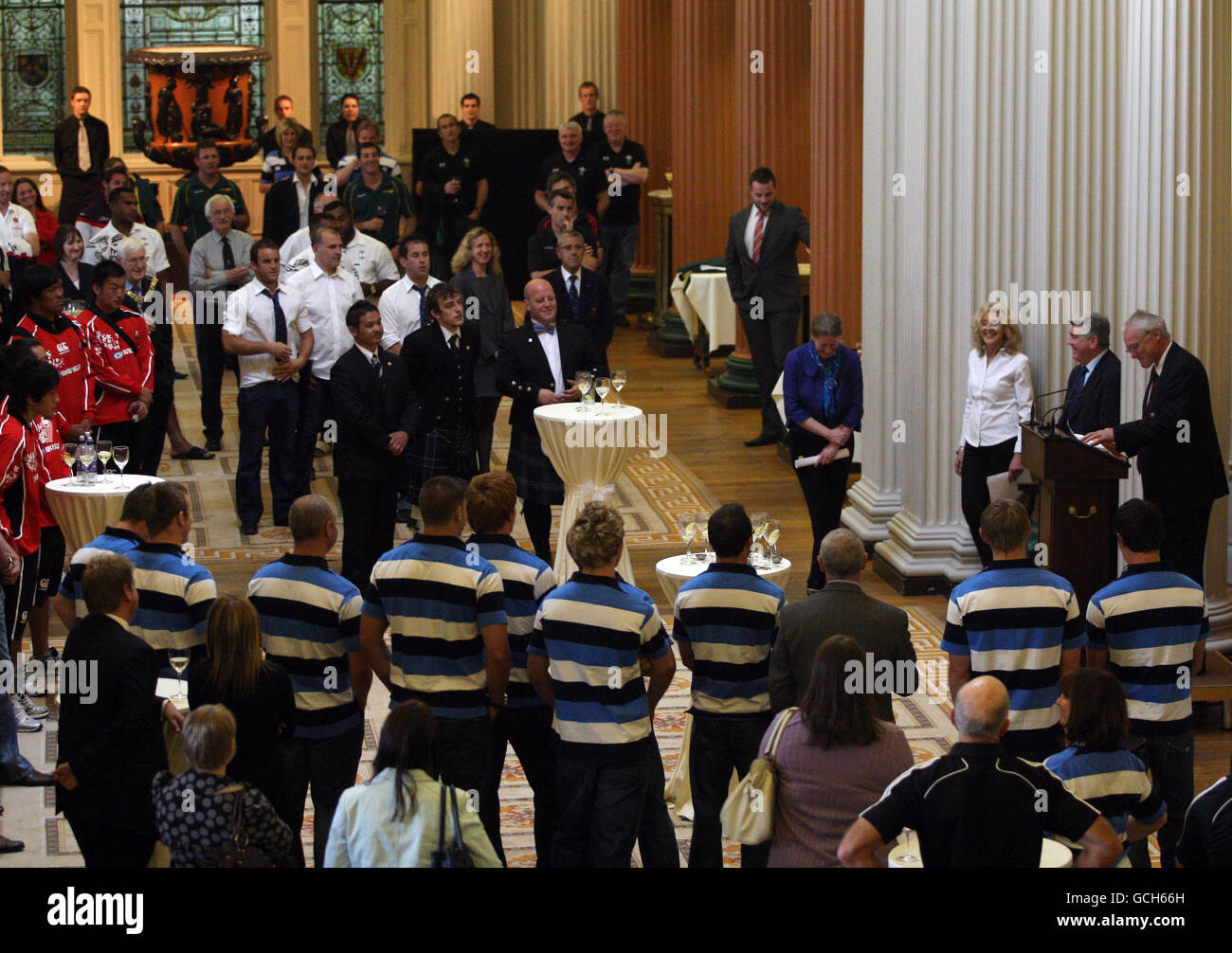 Edinburgh signet library hi-res stock photography and images - Alamy