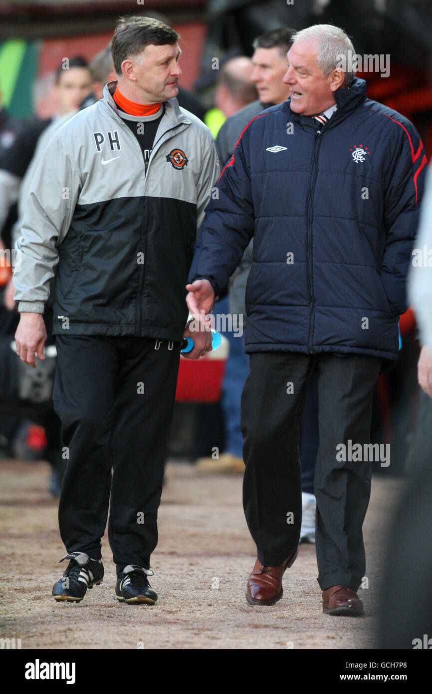 Dundee United's Paul Heggarty (left) and Rangers manager Walter Smith ...