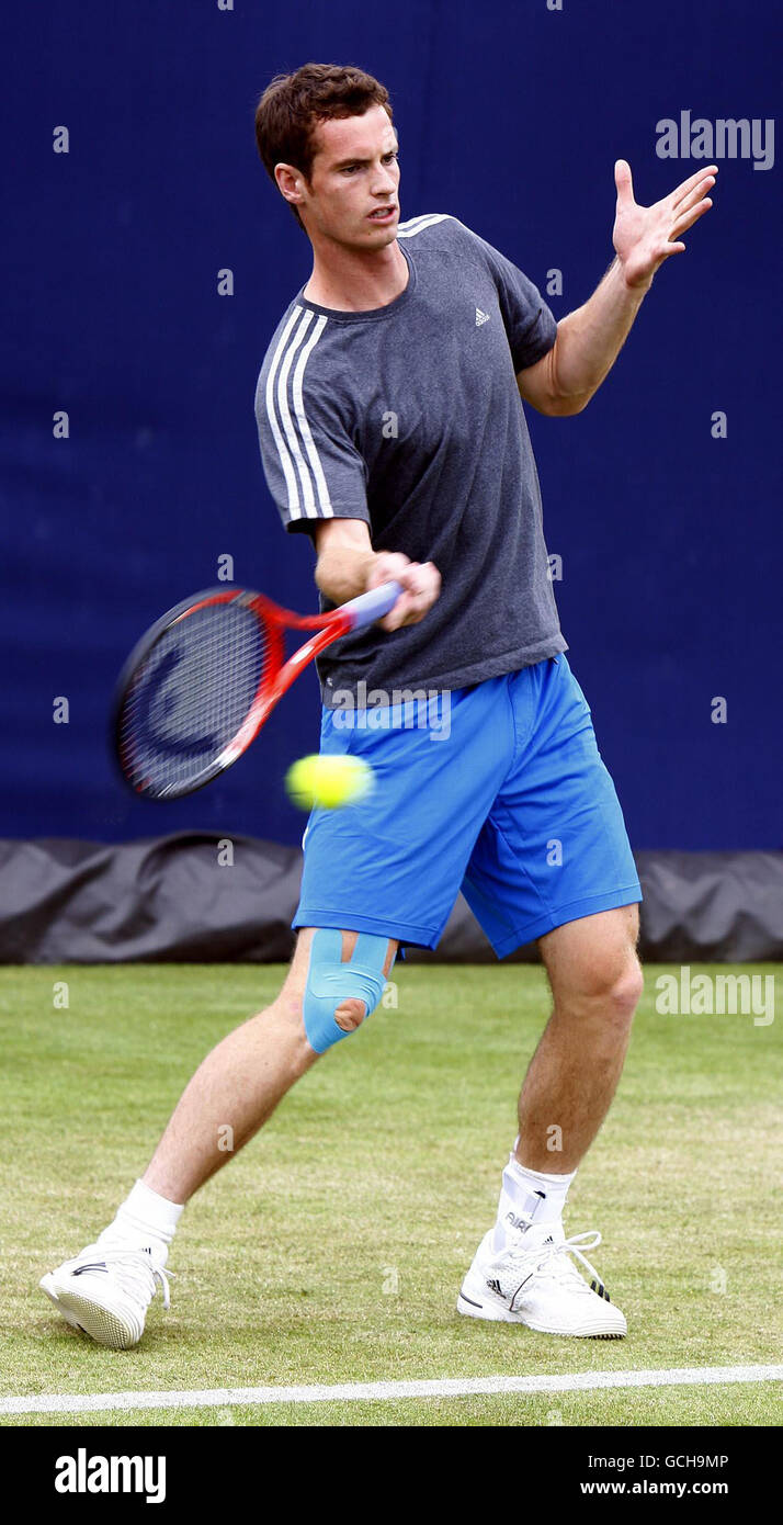 Great Britain's Andy Murray warms up with his brother Jamie on the ...