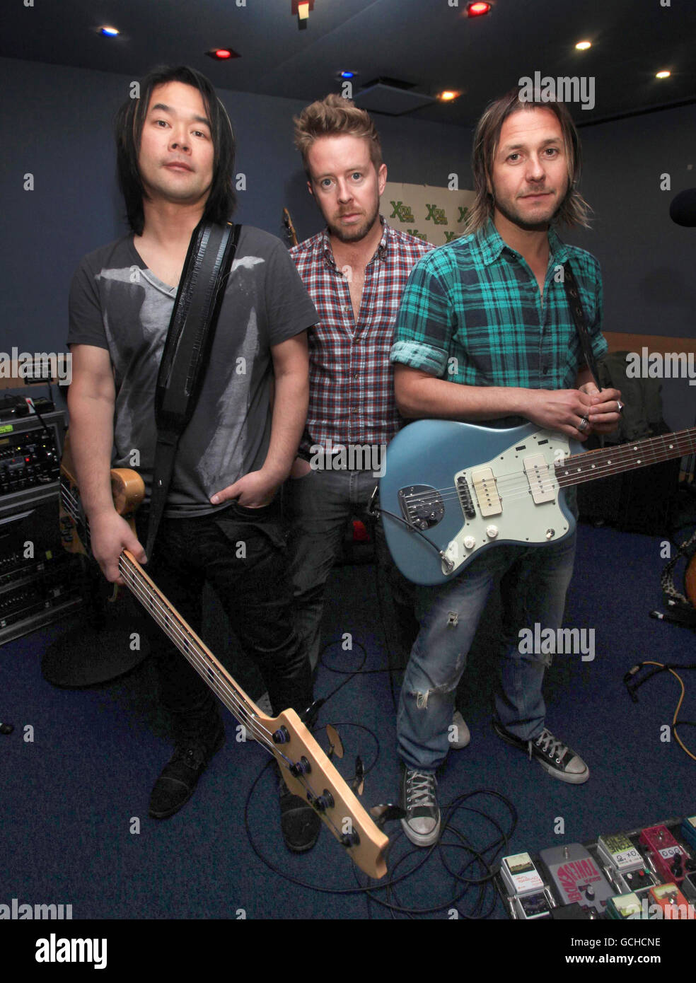 Taka hirose feeder xfm studio session hi-res stock photography and ...