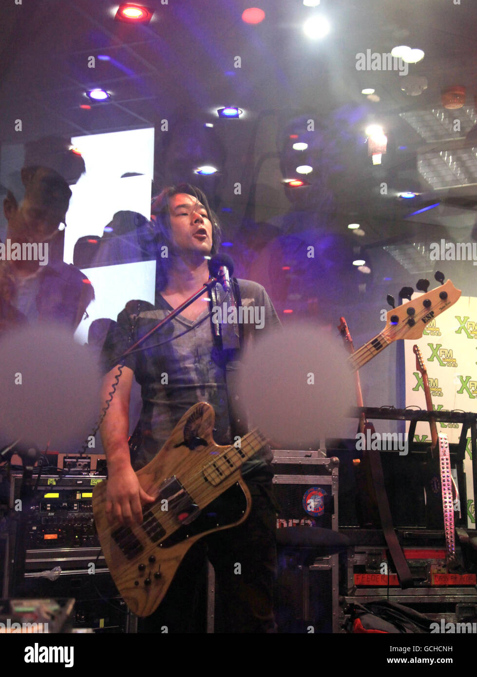 Taka hirose feeder xfm studio session hi-res stock photography and ...