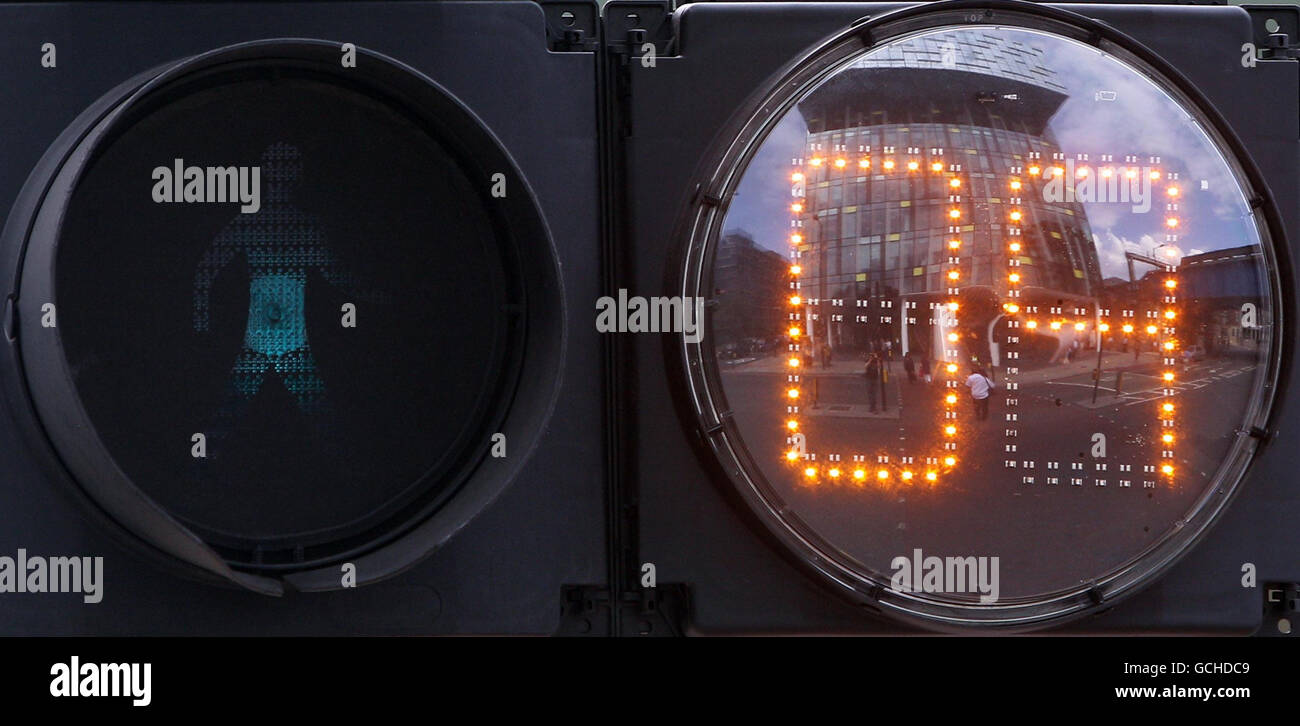 Countdown crossing london hi-res stock photography and images - Alamy