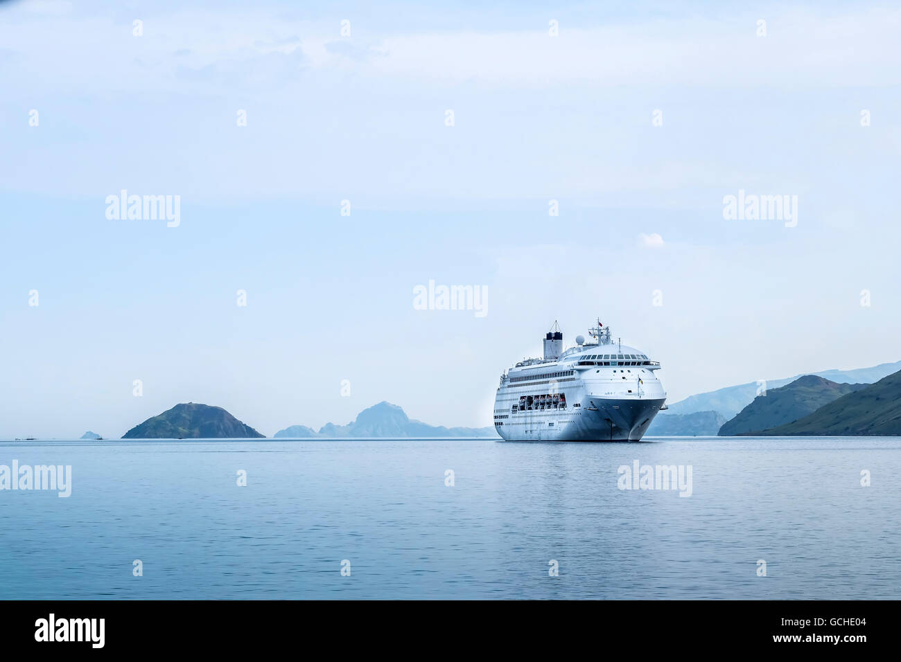 The Pacific Jewel off Komodo Island, a cruise ship operated by the P&O ...