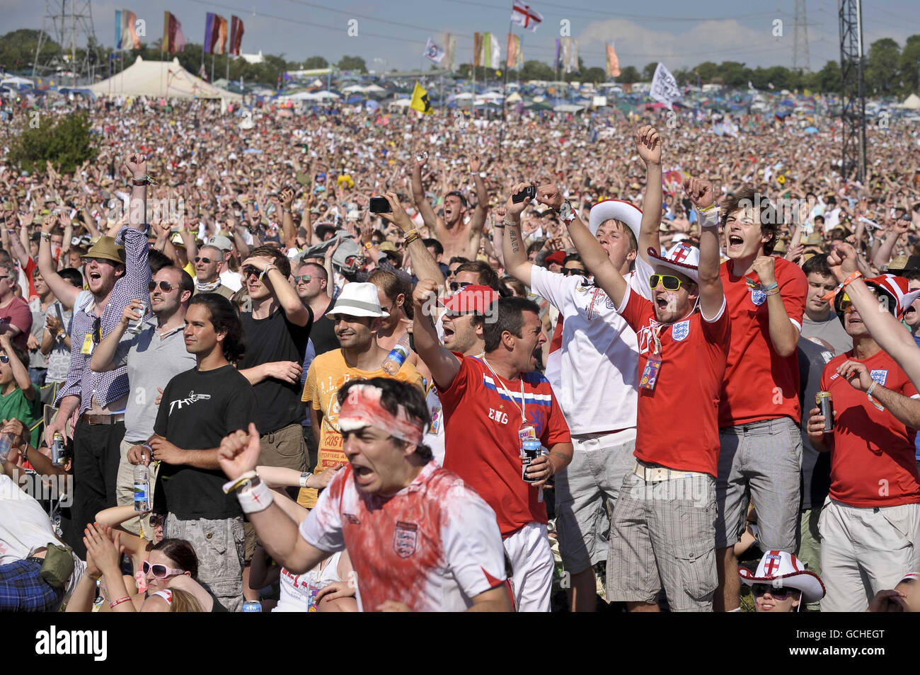 Worldcup fans general view gv fans cheering crowd mangis wc2010backhome ...