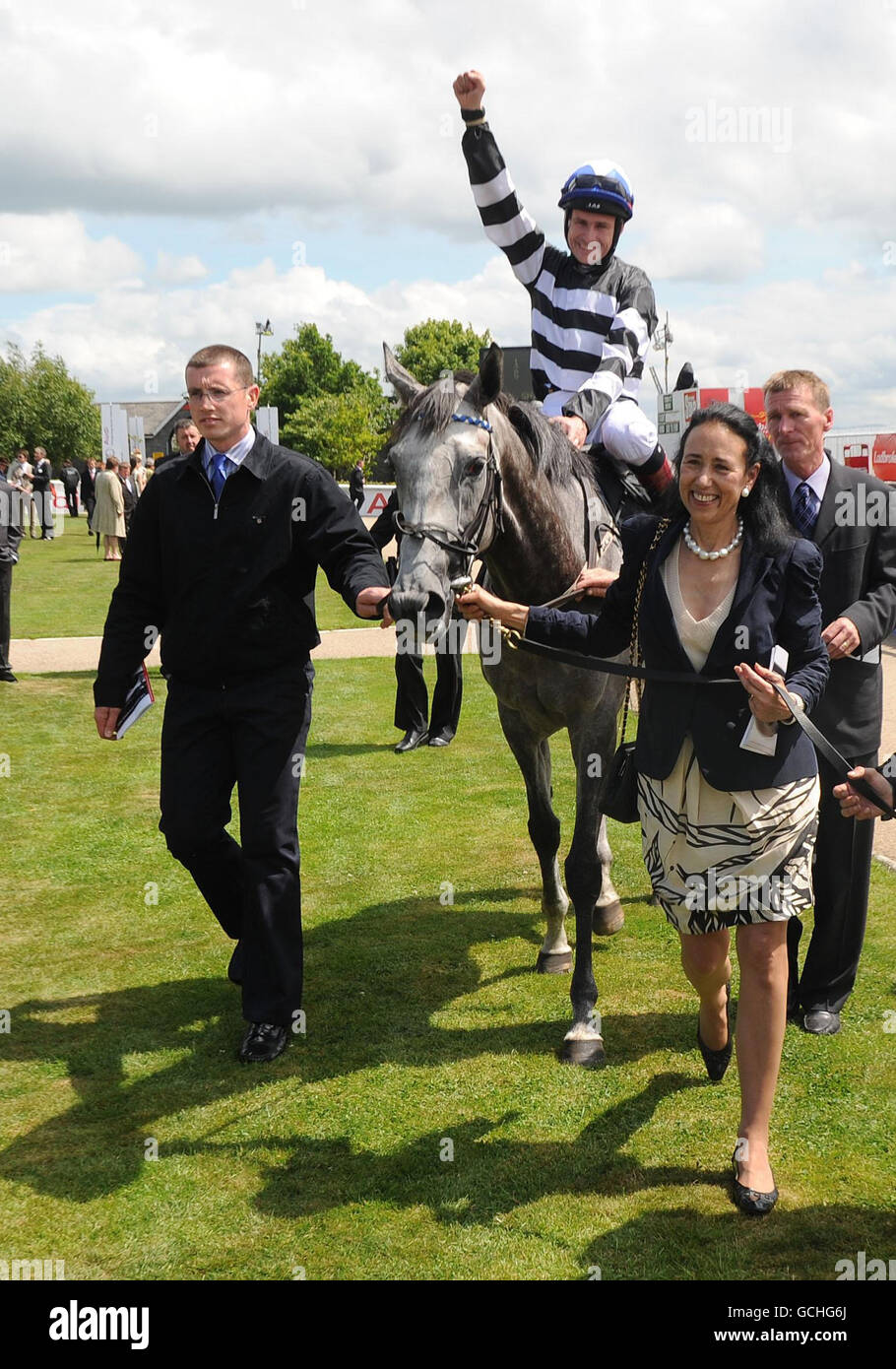 Lady O'Reilly and Kris Weld, son of trainer Dermot Weld lead Chinese ...