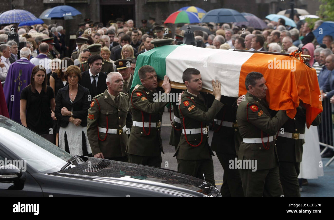 The funeral of former Chief of Staff of the Defence Forces, Dermot ...
