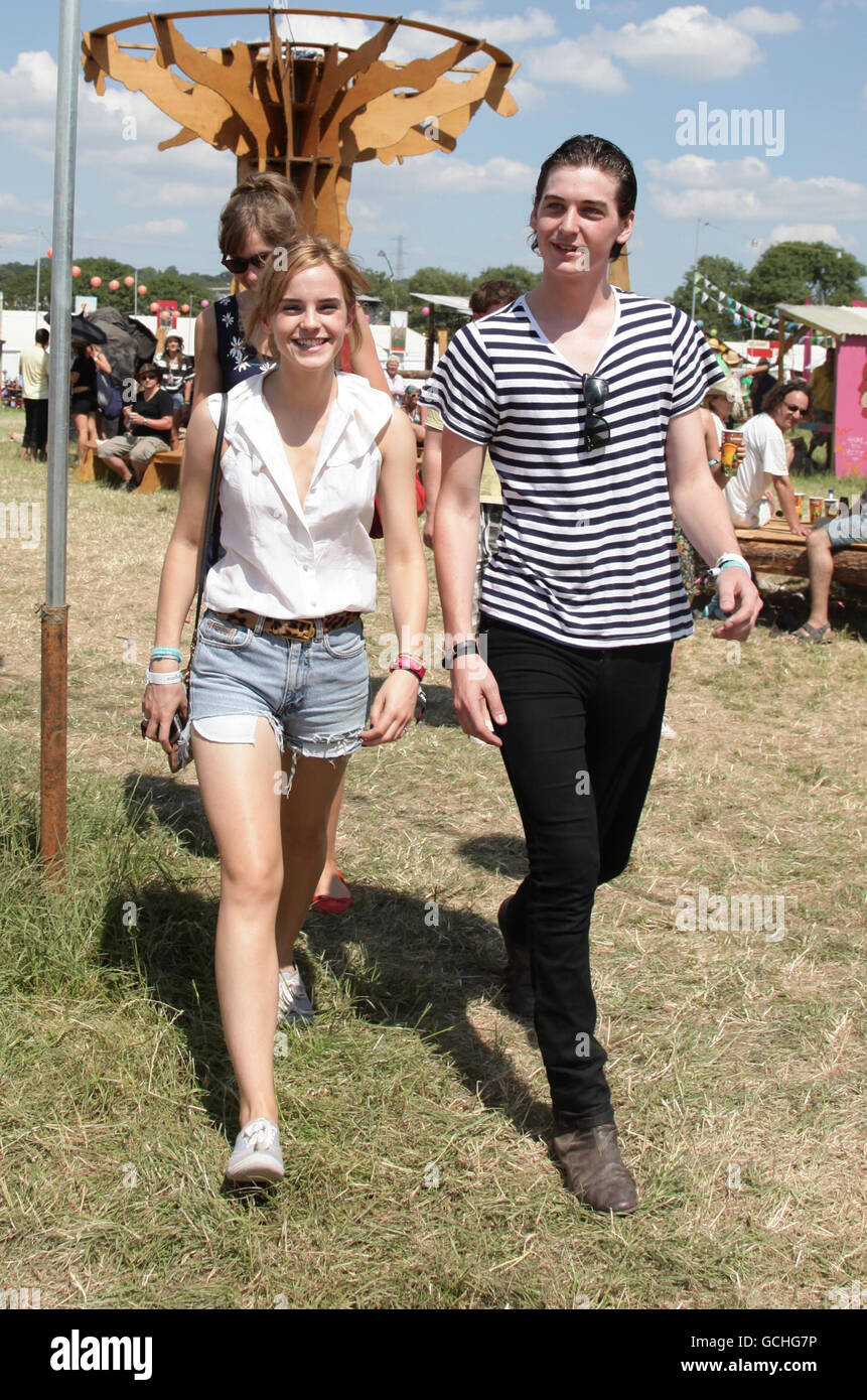 Emma watson and george craig of band hi-res stock photography and ...