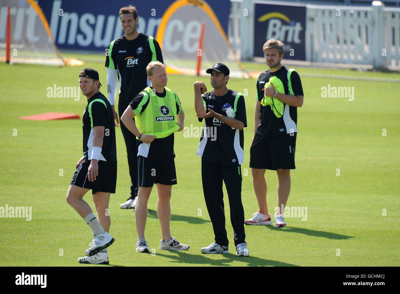 (left to right) Surrey's Stuart Meaker, Chris Tremlett, Gareth Batty ...
