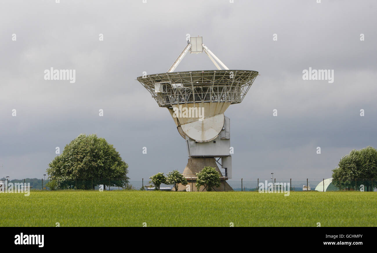 Chilbolton observatory hi-res stock photography and images - Alamy