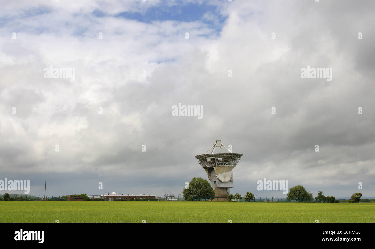 Chilbolton observatory hi-res stock photography and images - Alamy