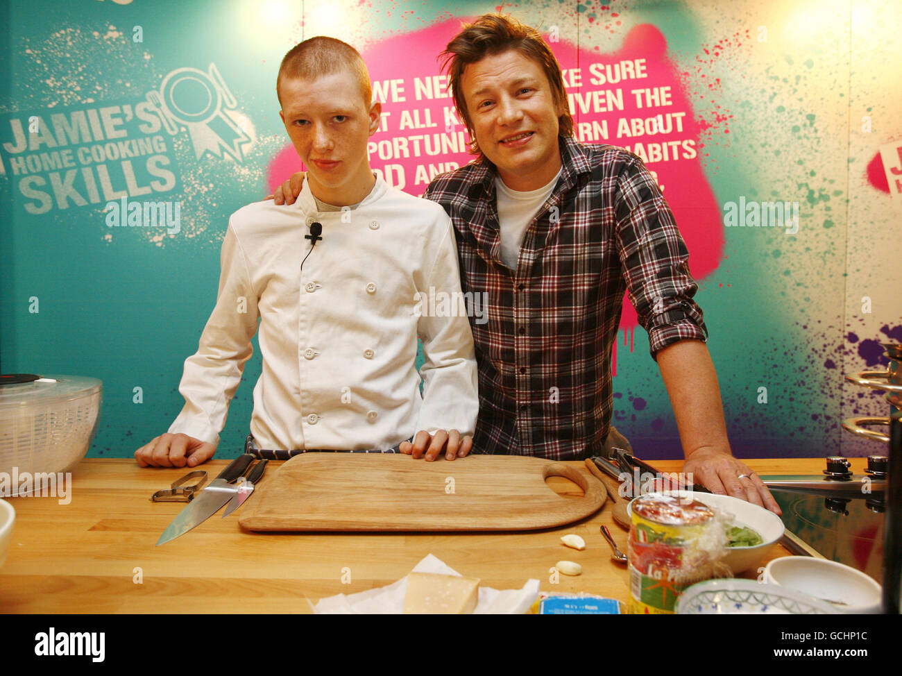 Jamie oliver cooking skills qualification hi-res stock photography and ...
