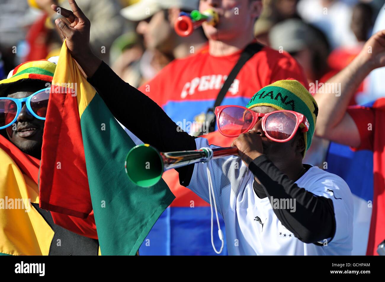 Ghanaian fans show their support hi-res stock photography and images ...