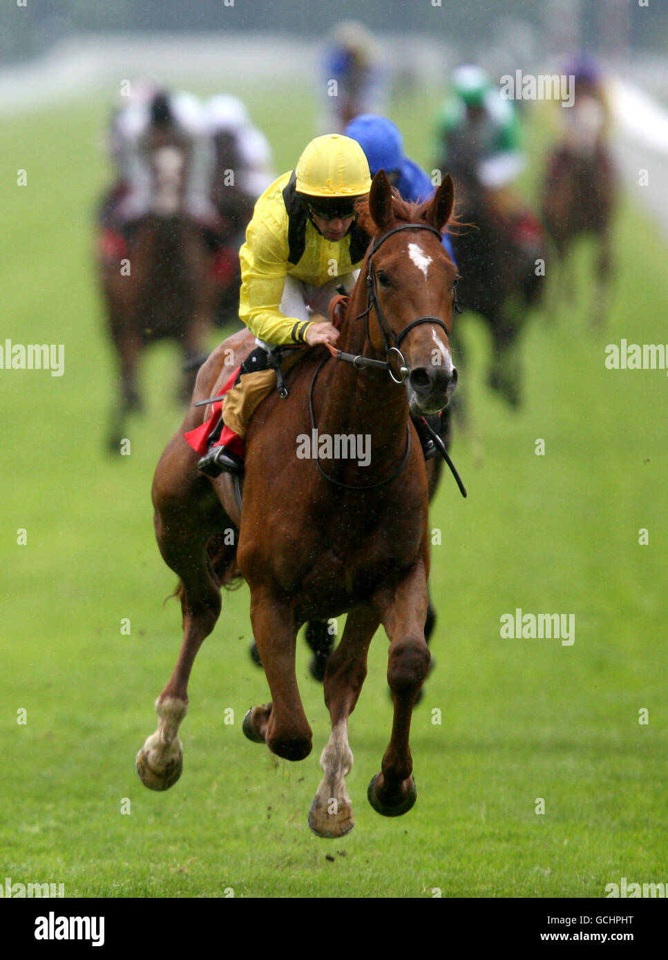 Horse Racing - Family Fun Day - Doncaster Racecourse Stock Photo - Alamy