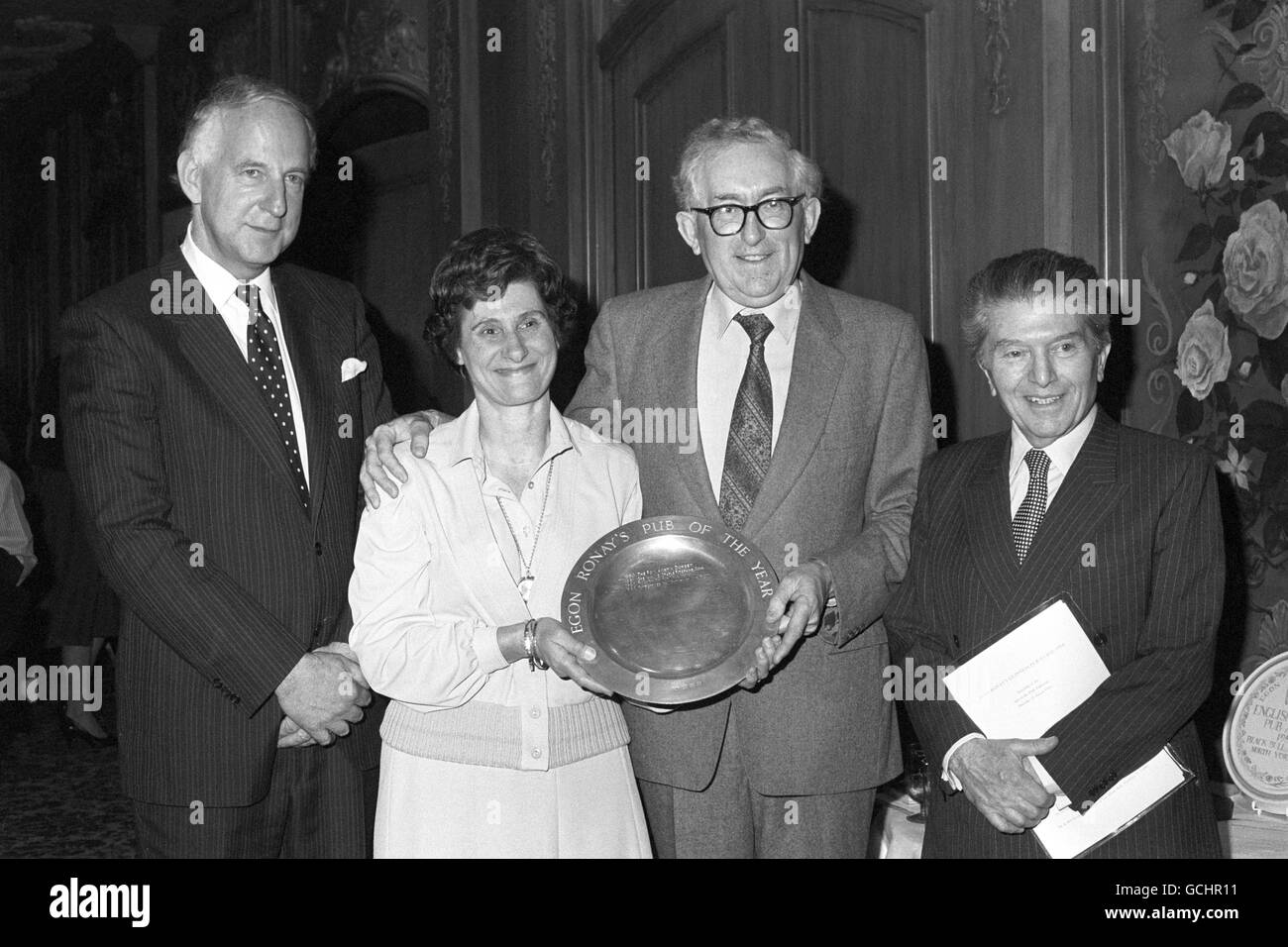 David and Florence Wallington of the Rhydspence Inn, Whitney-on-Wye ...