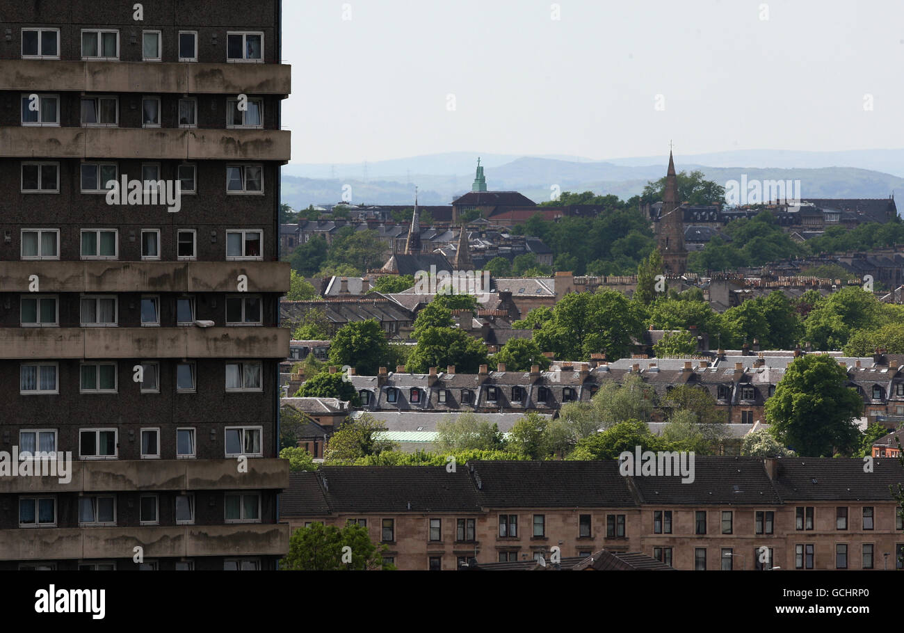 General view of rooftops in Glasgow Stock Photo - Alamy