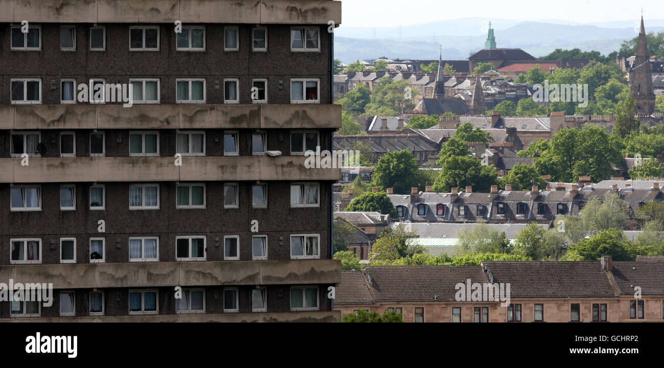 General view of rooftops in Glasgow Stock Photo - Alamy