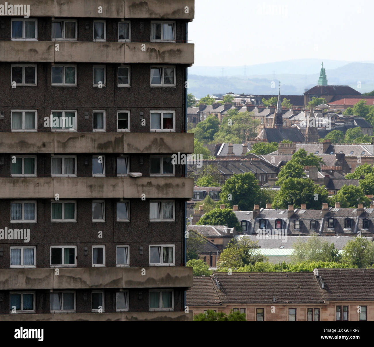 Rooftops in glasgow hi-res stock photography and images - Alamy