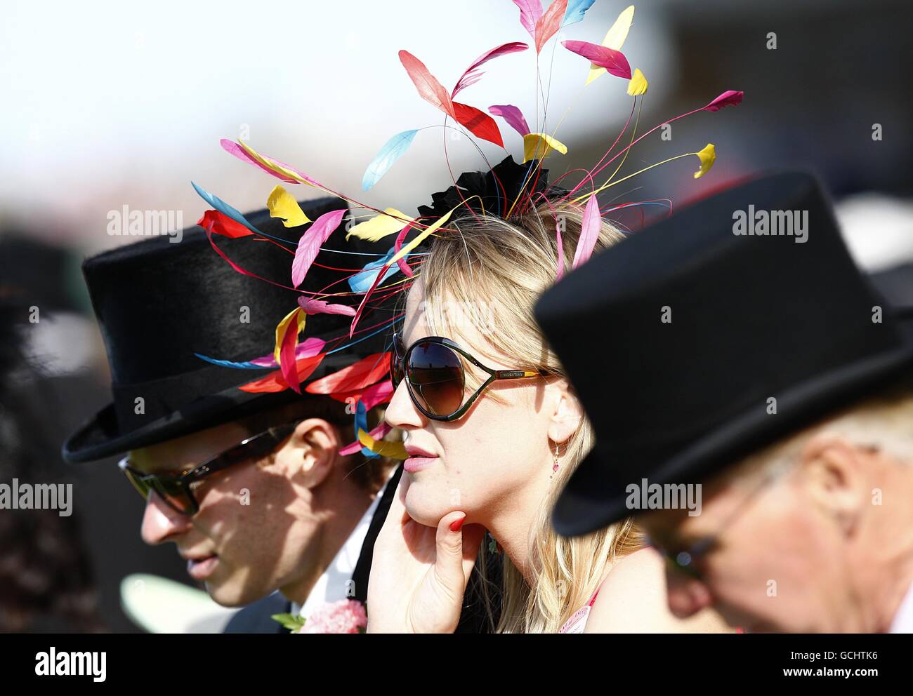 Well dressed racegoers during ladies day at royal ascot hi-res stock ...