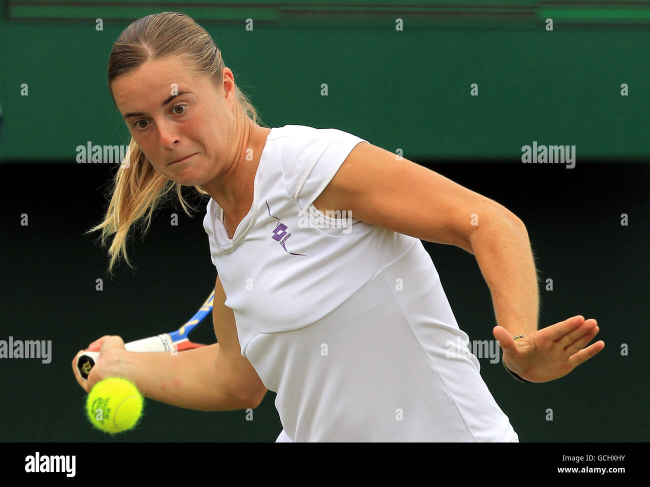 Usas shenay perry in action against belarus anastasiya yakimova hi-res ...
