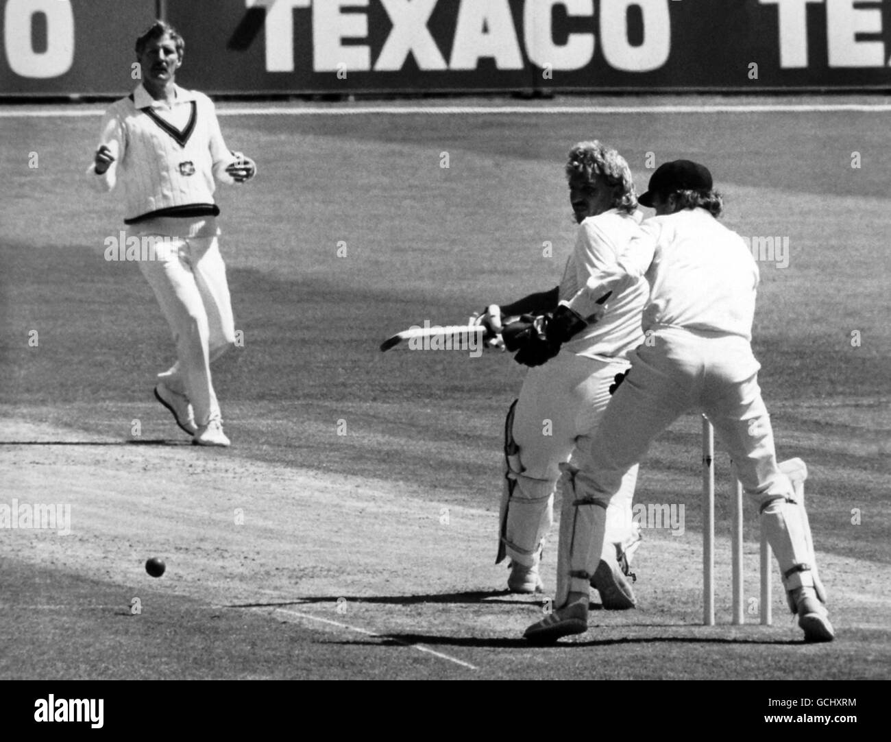 214270 42 hi-res stock photography and images - Alamy