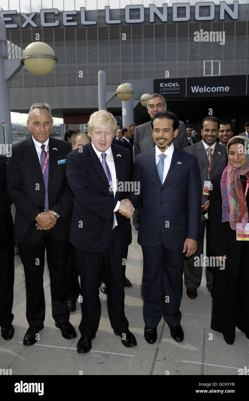 Kevin Murphy, CEO, ExCeL London, (left) and Mayor of London, Boris ...
